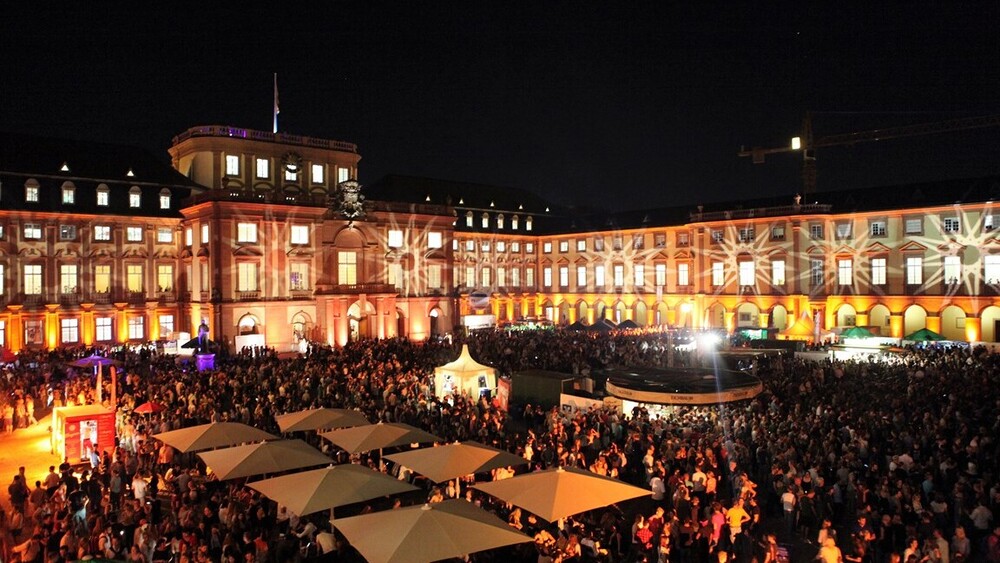 Wenqian Yang | Fakultät für Betriebswirtschaftslehre | Universität Mannheim